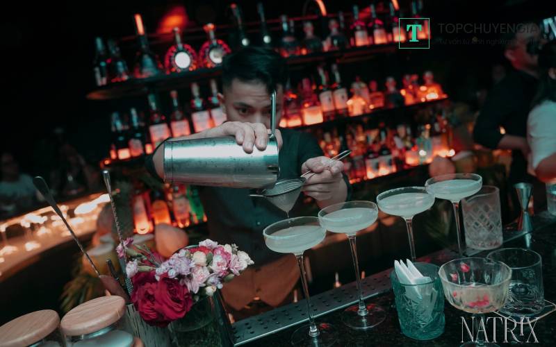 REVIEW ZION BAR - ĐỊA ĐIỂM BAR DINING ĐẲNG CẤP NHẤT